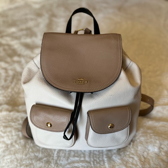 Coach | Bags | Coach Drawstring Flap Backpack White Tan And Black ...